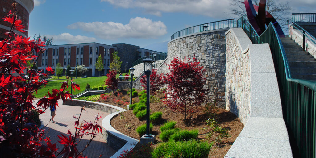Appalachian State University Dining Hall - Benesch